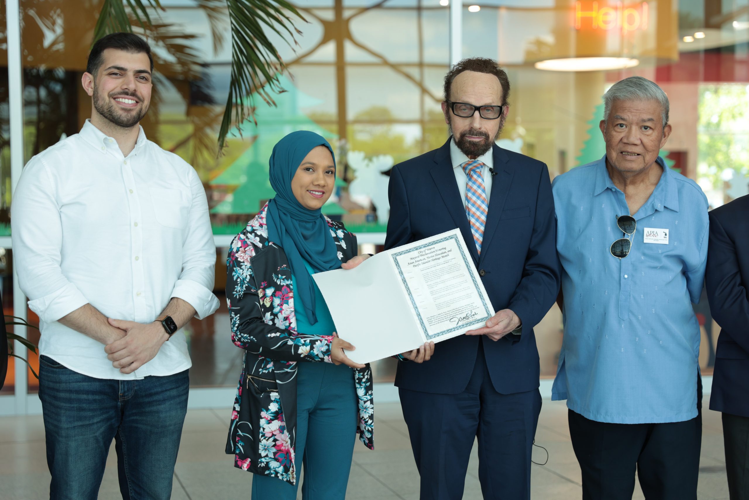 MAYOR JIM FOUTS PRESENTS ASIAN AMERICAN, NATIVE HAWAIIAN, AND PACIFIC ...